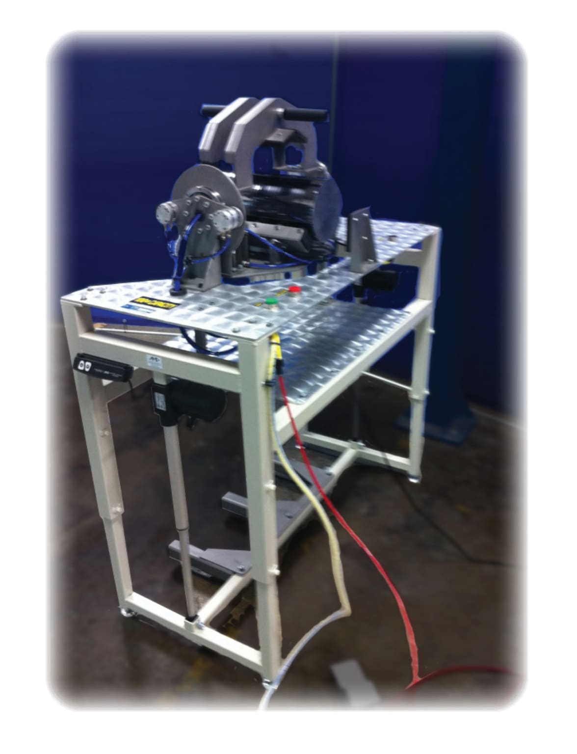 Custom Ergonomic Lifting Devices - Cynergy Ergonomics